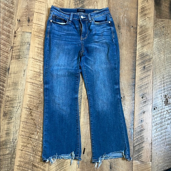Judy Blue | Jeans | Womens Judy Blue Cropped Jeans | Poshmark